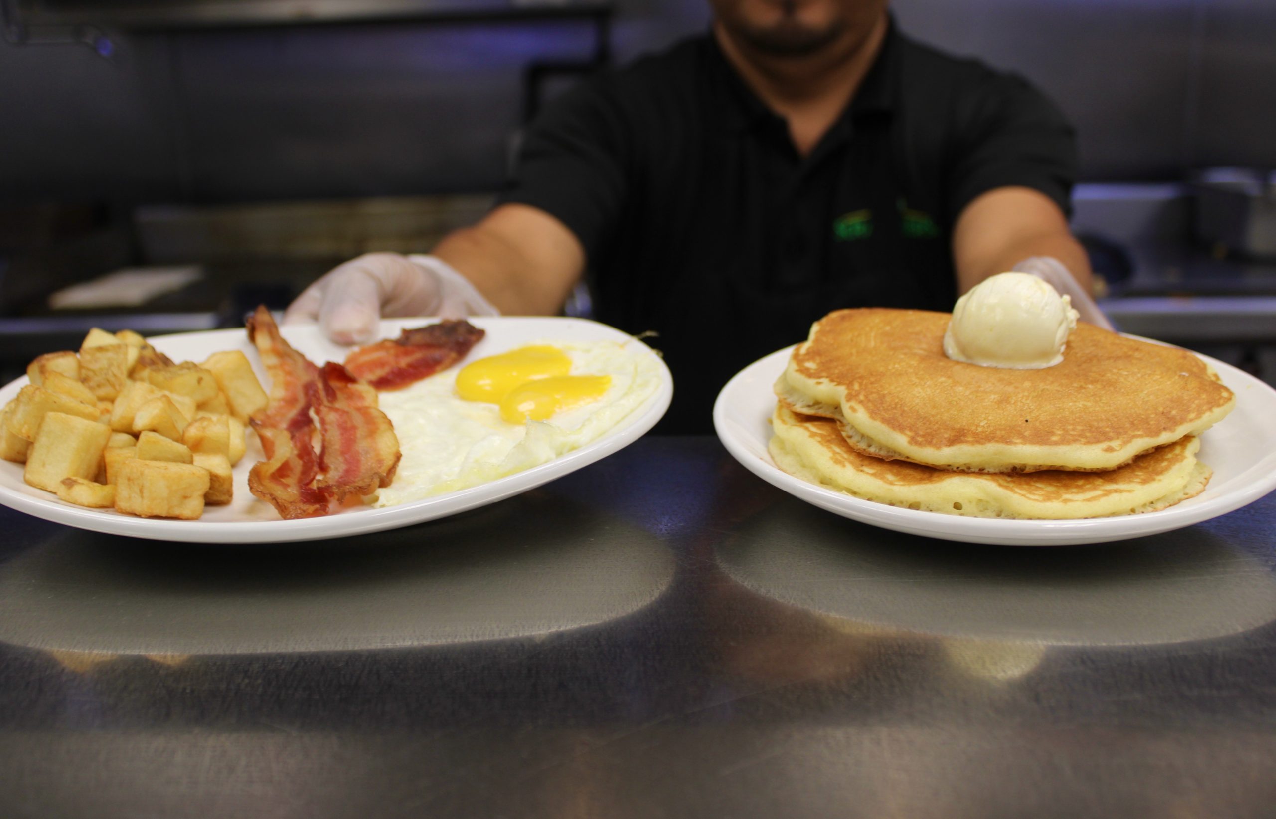 THE ADVANTAGES OF BREAKFAST FRANCHISE OWNERSHIP - Scramblers Franchising